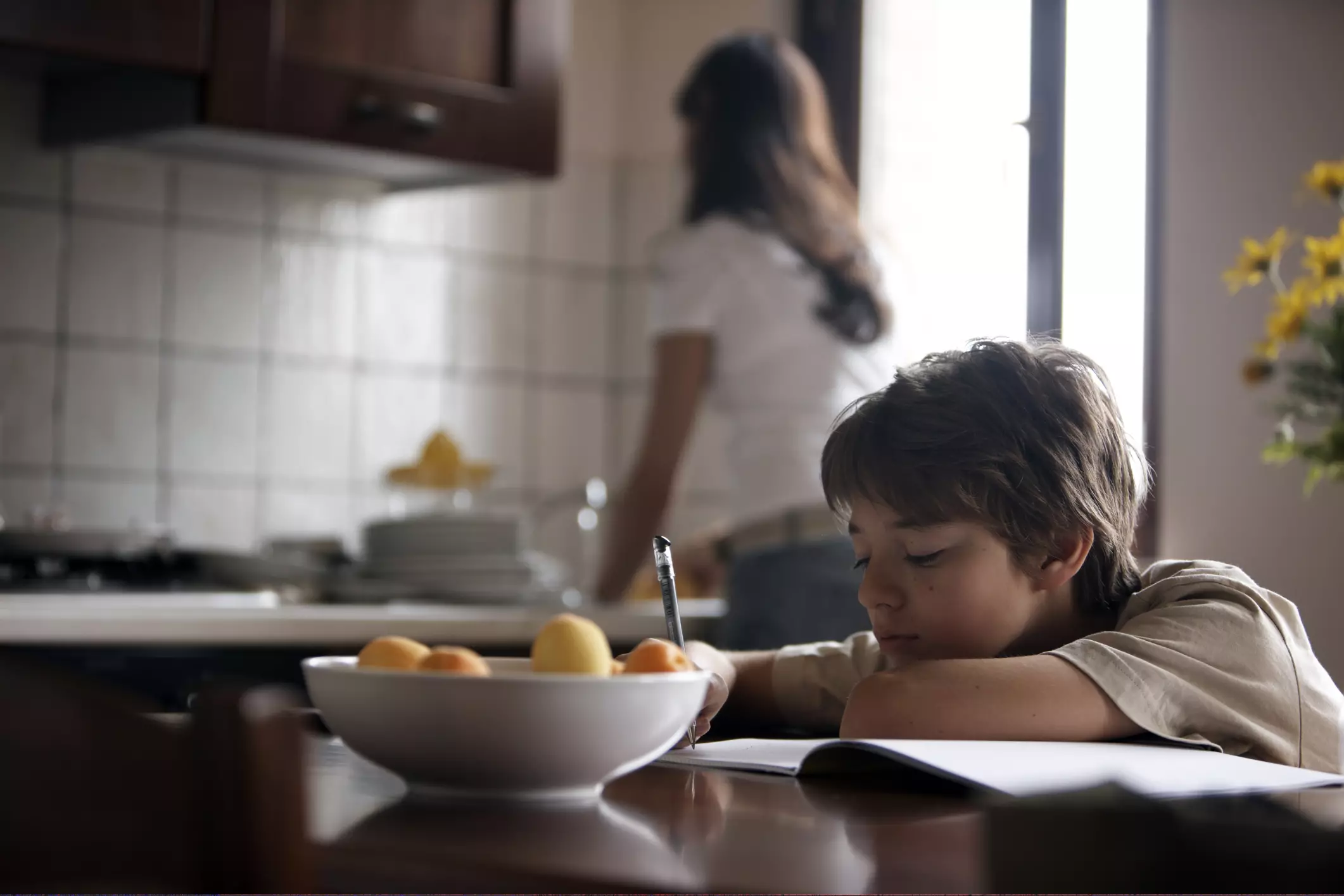 12-il Modi biex Tirbaħ il-Gwerer tax-Xogħol Meta It-tifel/tifla tiegħek ikollu l-ADHD