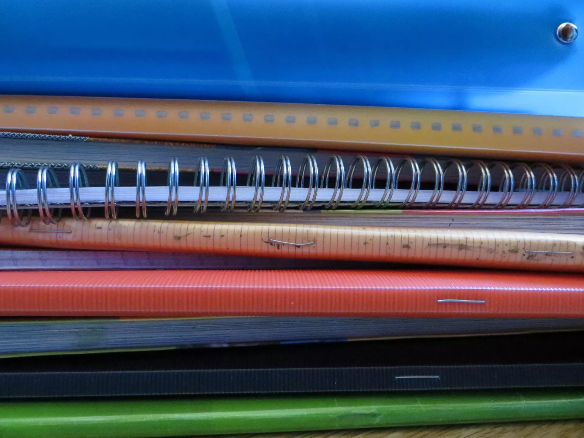 Acadêmicos de coaching requer o equipamento certo; Cadernos, pastas, fichários