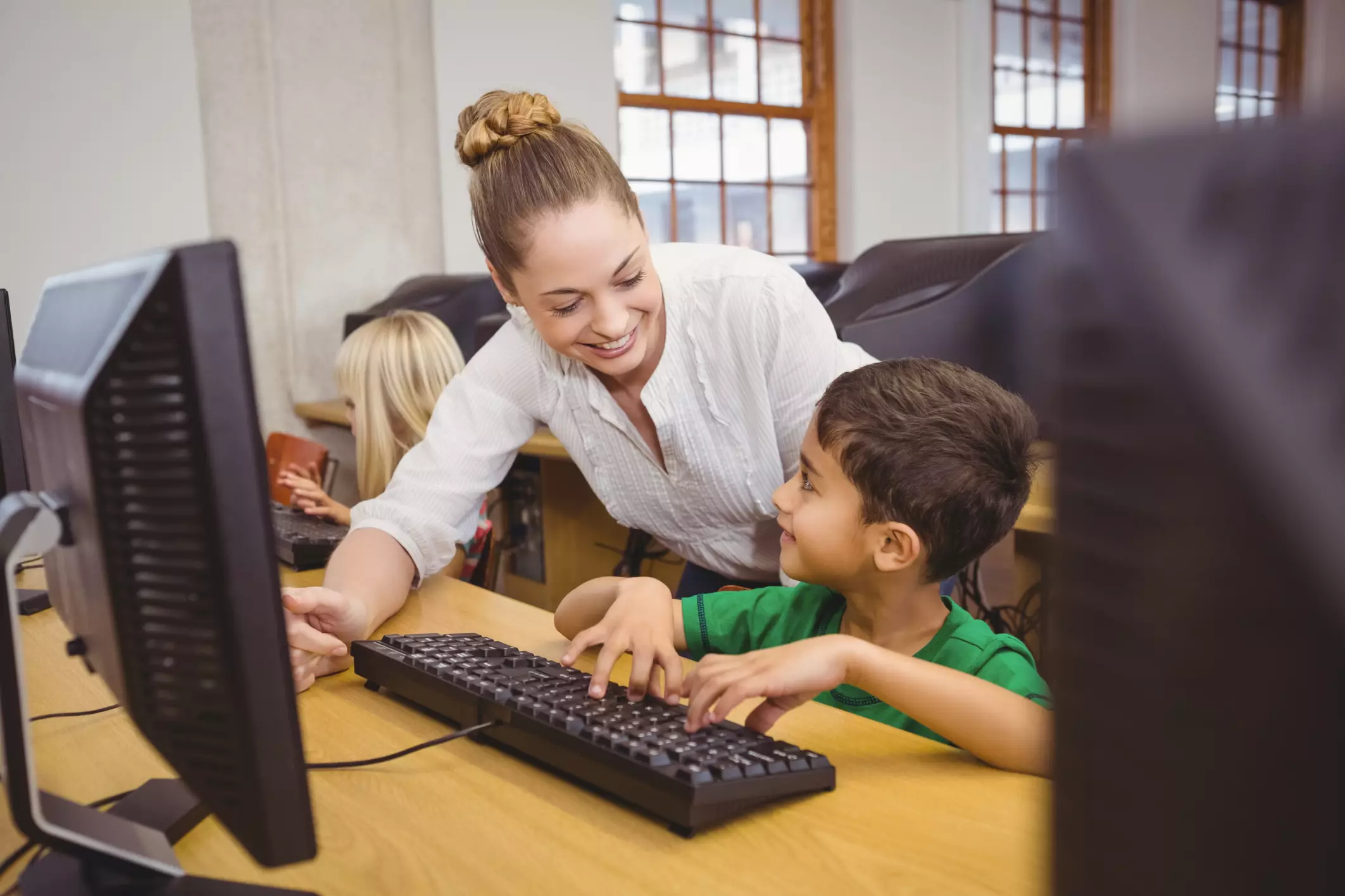 Kif skola waħda trawwem l-eċċellenza permezz tal-apprezzament tal-istudenti.