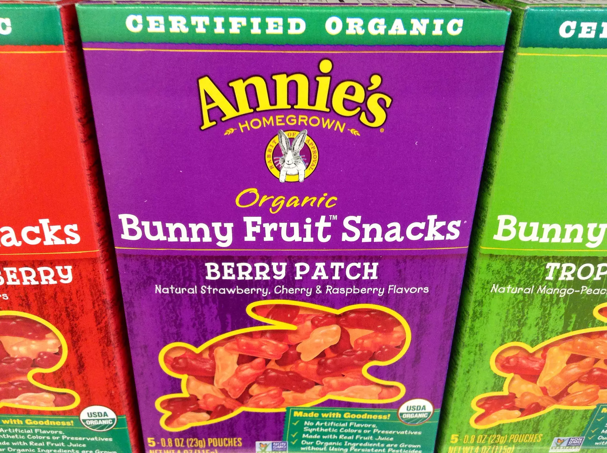 La organikaj fruktomanĝaĵoj de Annie, amuza sana manĝeto por infanoj