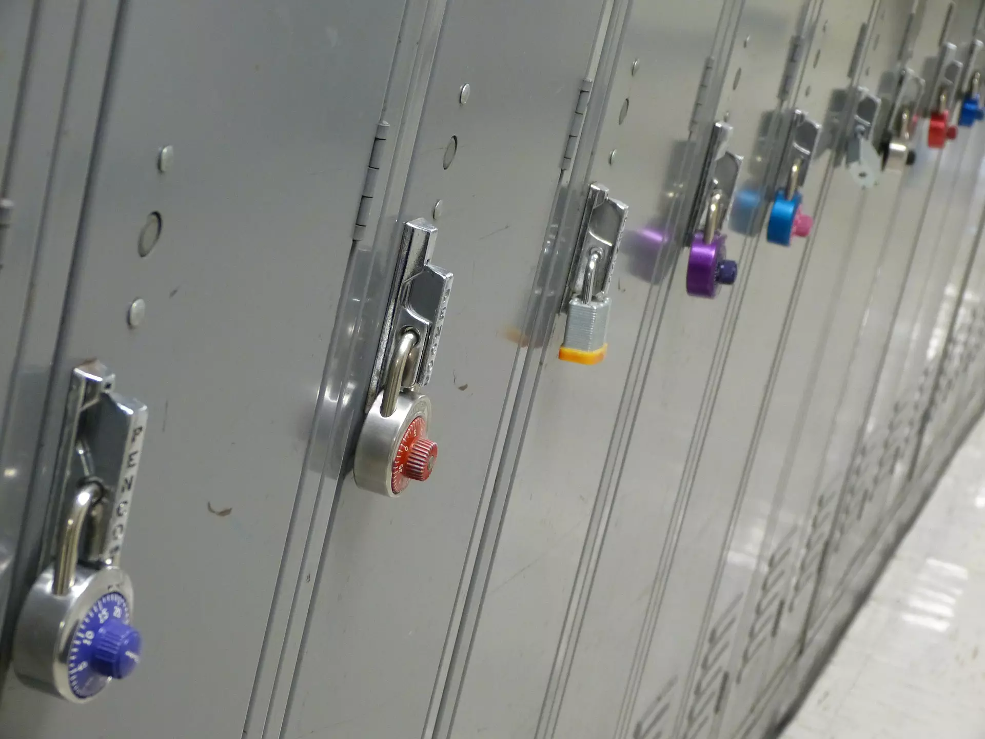 Mga Locker sa Middle School