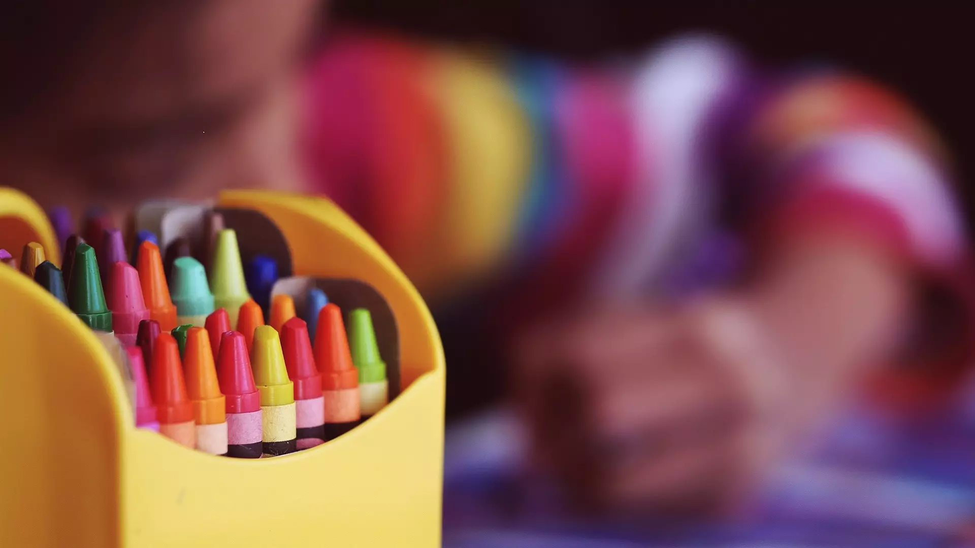 Umění a sebevědomí vašeho dítěte: Jak pomáhá kreativita